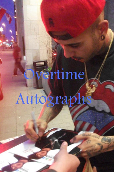 DANNY FERNANDES SIGNED 8X10 PHOTO – Overtime Autographs